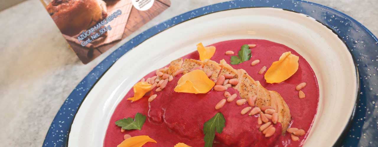 Mole Rosa | Domino Mexico